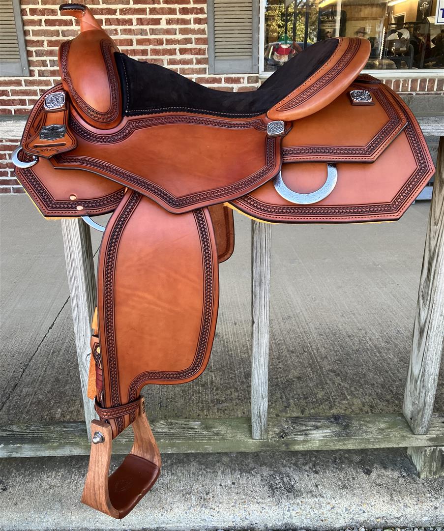 C82 The Challenger - Continental Saddlery Inc.
